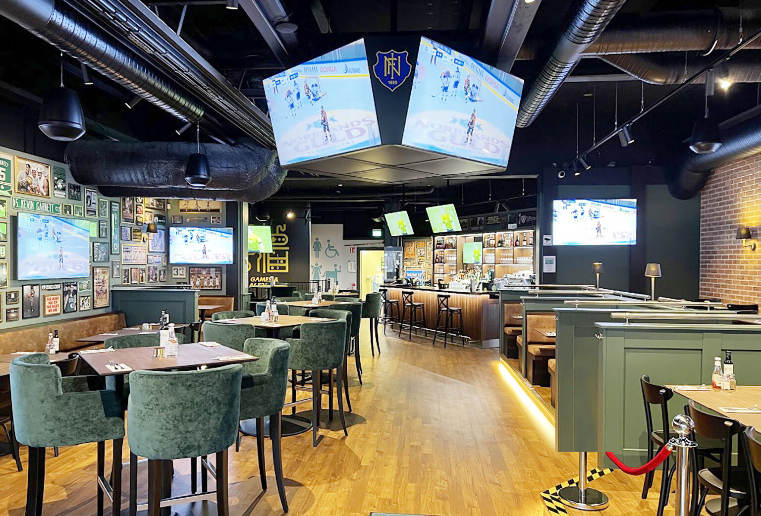 Buy Ceiling TV Mounts & Brackets | Gecko Products